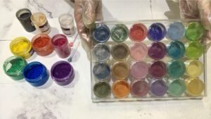 How to Mix Micas and Expand Your Colour Palette